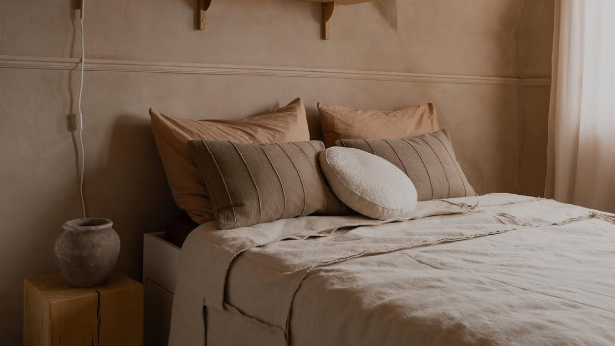 Як зробити маленьку спальню просторою 10 лайфхаків від дизайнерів Читайте на Ukr Net